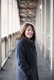 Author Mari Hannah biography and book list