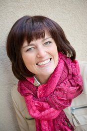 Author Jennifer Moore biography and book list